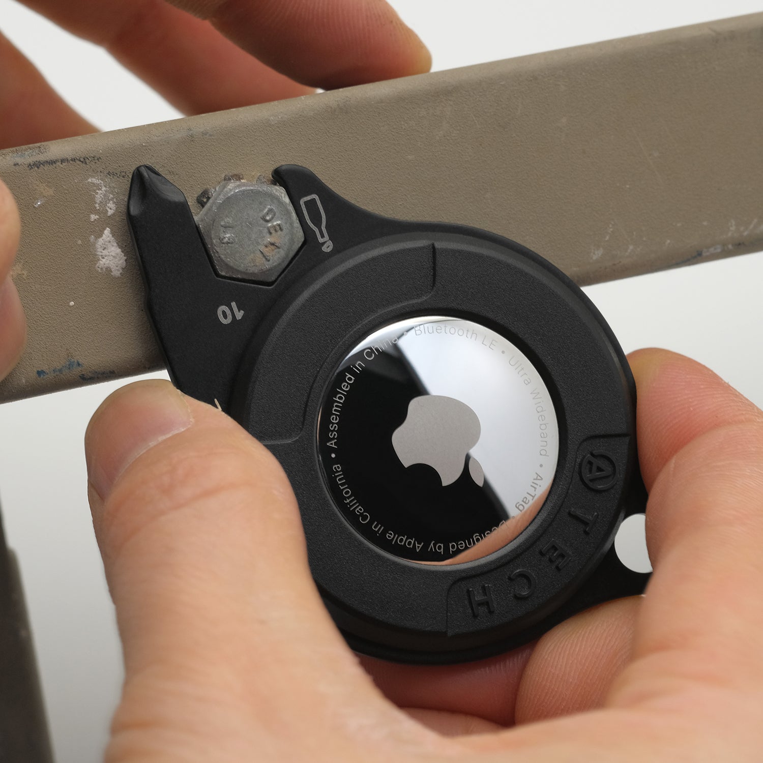 A-Tech AirTag 4-in-1 Multitool Lite | Uncrate Supply