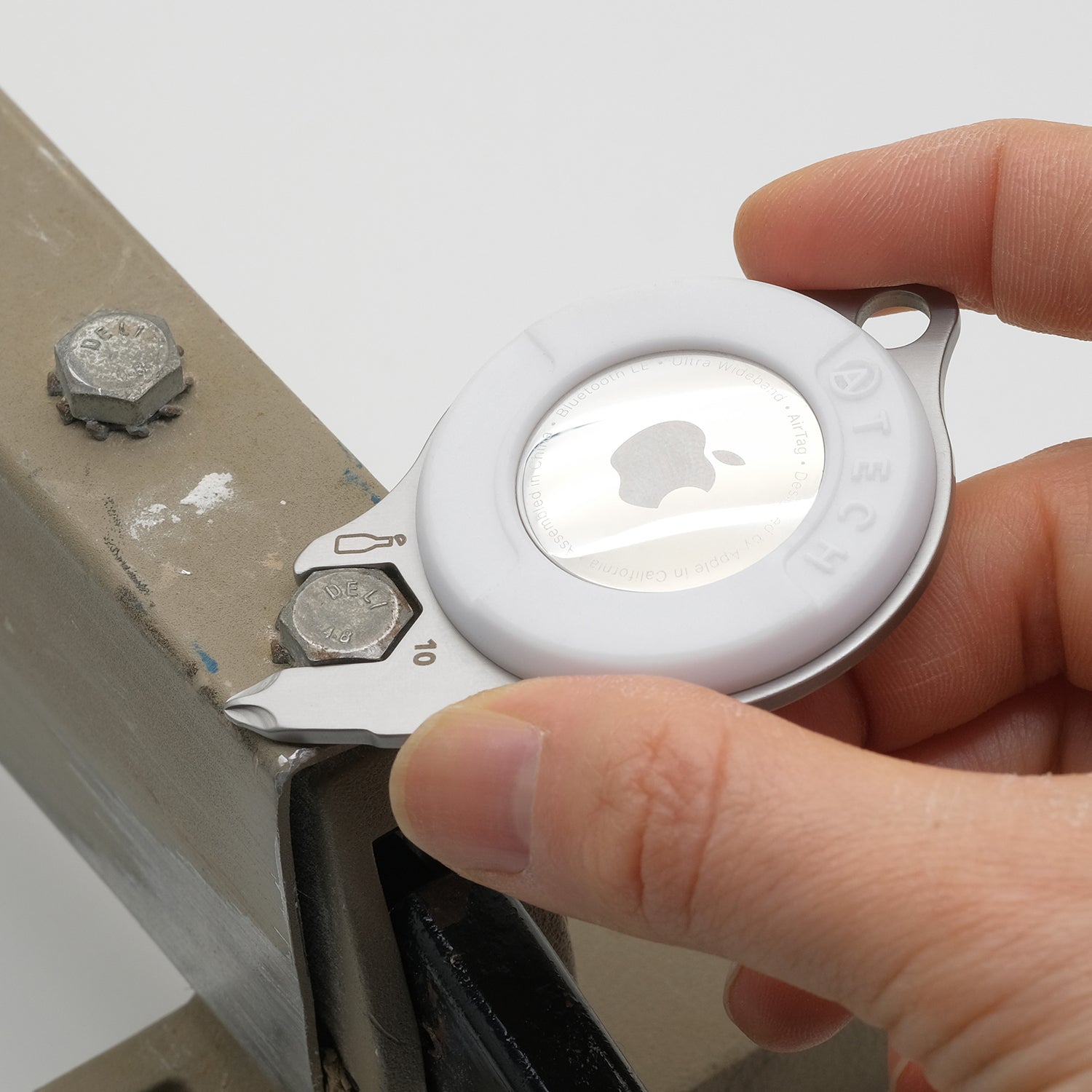 A-Tech AirTag 4-in-1 Multitool Lite | Uncrate Supply