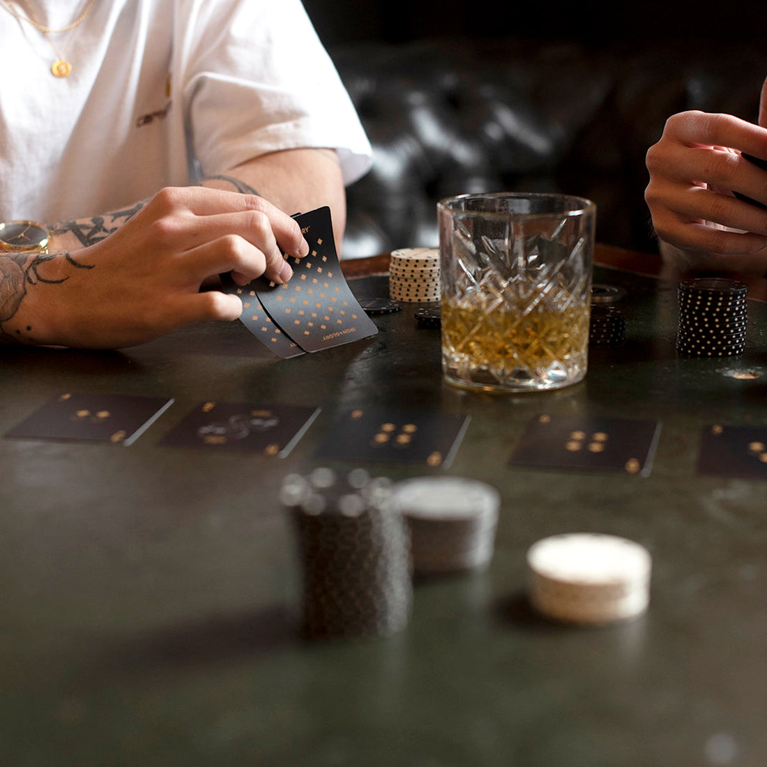Dead Man's Hand Poker Set | Uncrate Supply