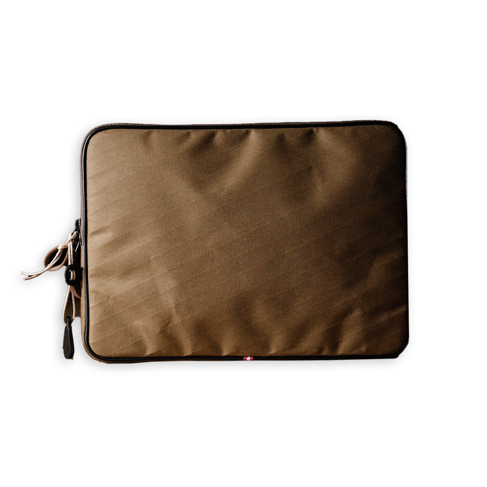 Hardgraft Content Macbook Case | Uncrate Supply