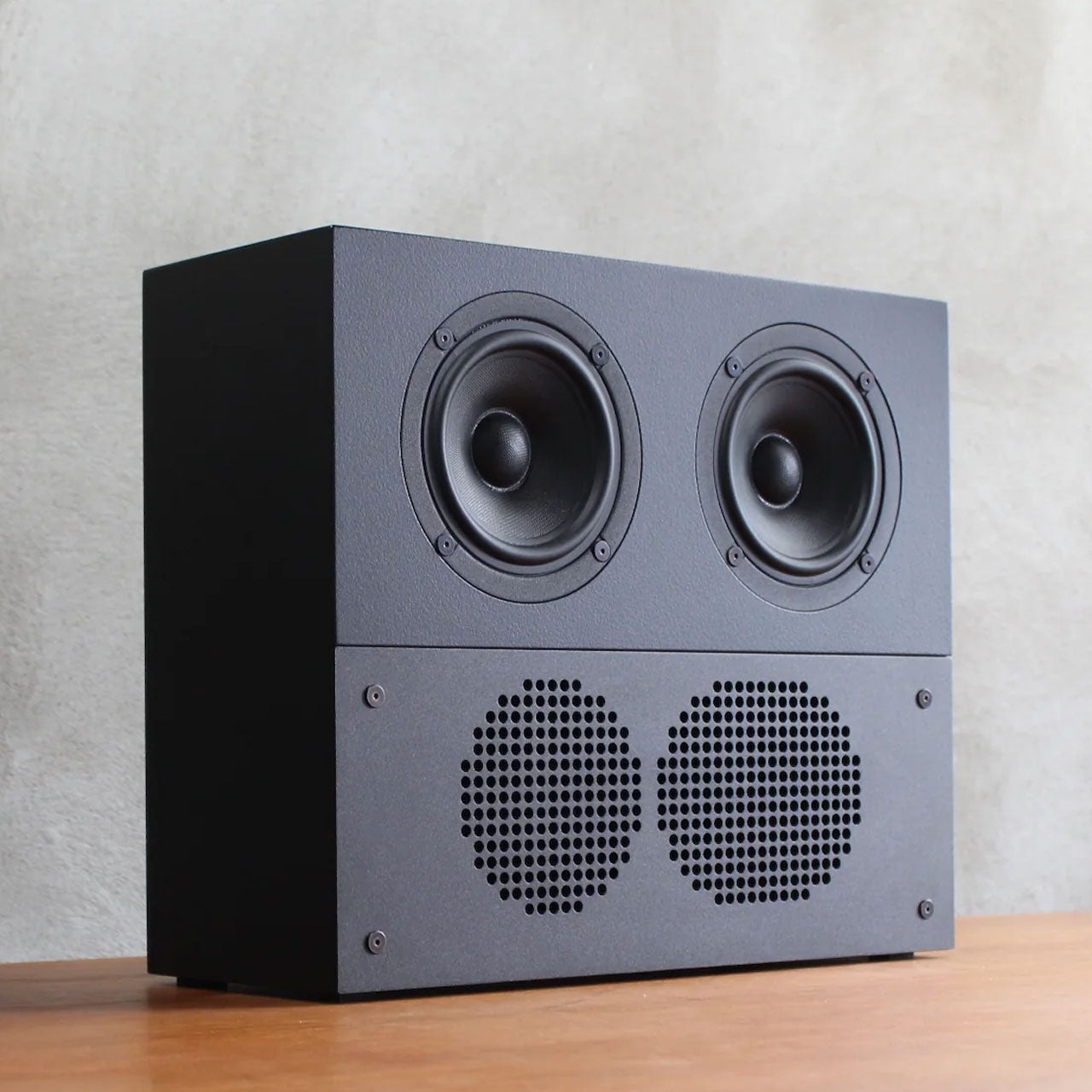 Nocs Monolith Mini Speaker | Uncrate Supply