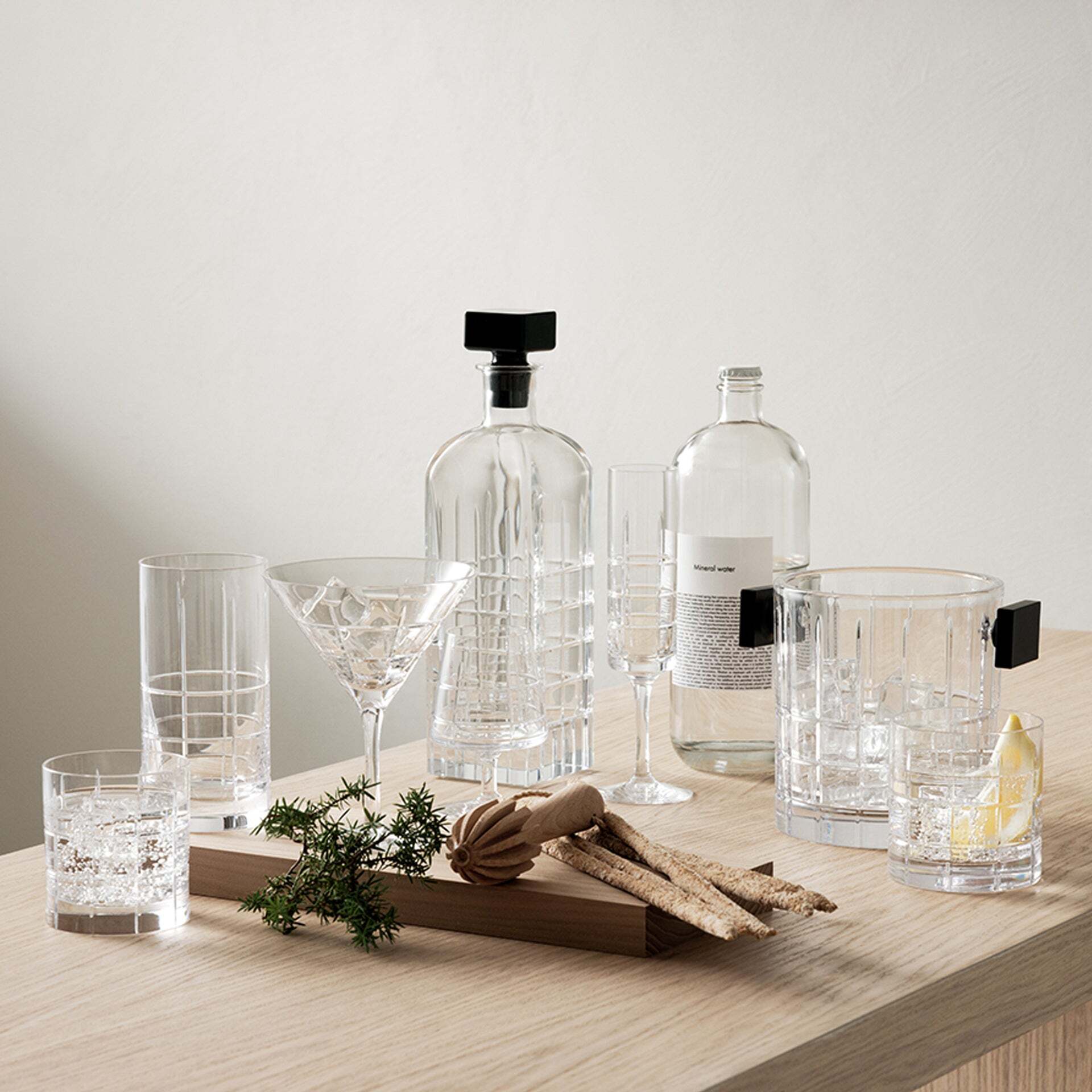 Orrefors Street Ice Bucket | Uncrate Supply