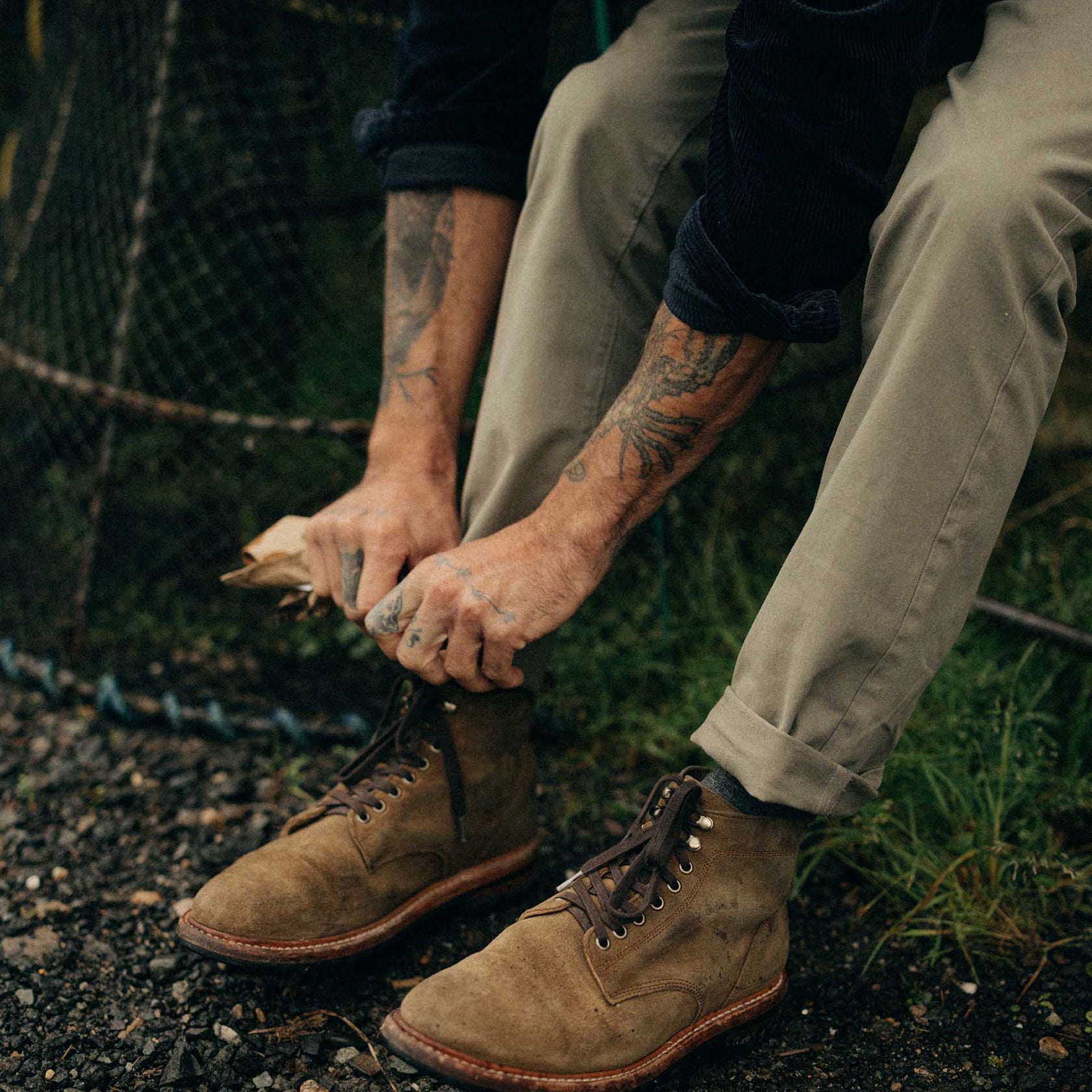 Taylor Stitch Slim Foundation Pant | Uncrate Supply