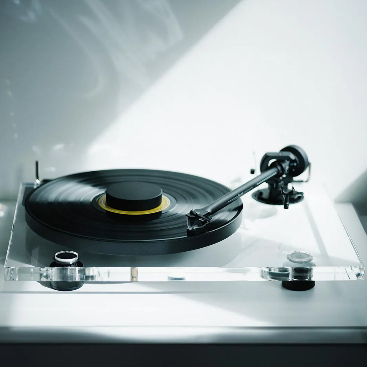 Pro-Ject Audio XA B Balanced Acrylic Turntable | Uncrate Supply