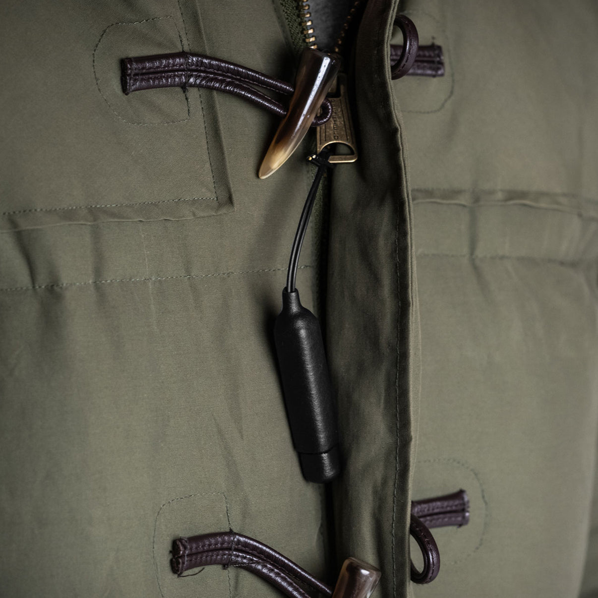 Zipper Pull Fire Starter | Uncrate Supply